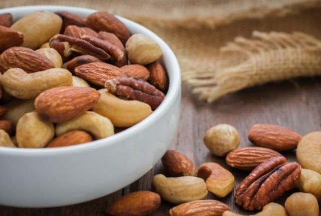 Τελικά οι ξηροί καρποί μας προσθέτουν βάρος; - trikalaIN