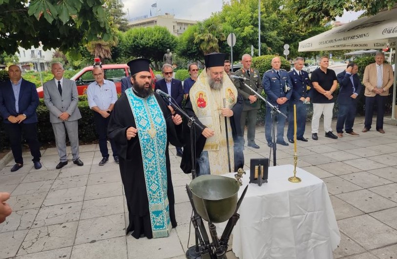 «Ελευθέρια» Τρικάλων: Οι τοπικές αρχές τίμησαν την απελευθέρωση της ...