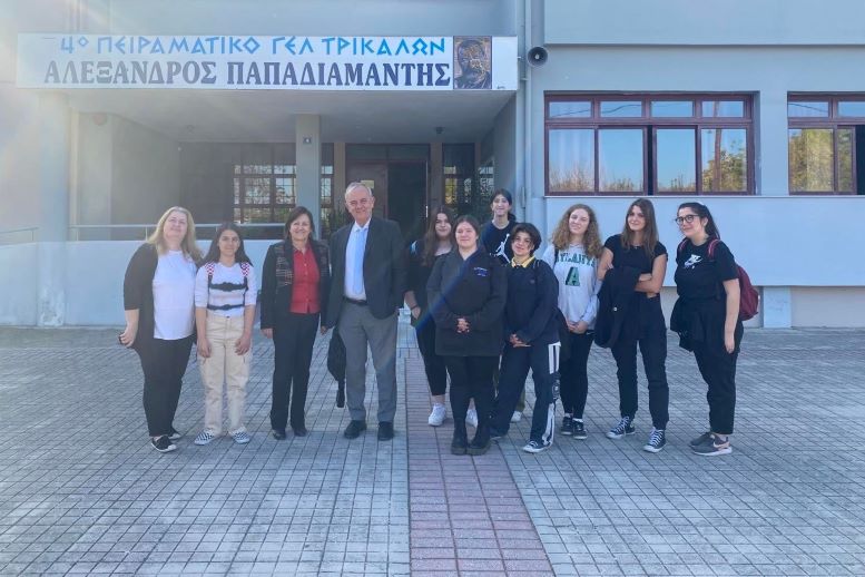 Στο 4ο Λύκειο Τρικάλων ο Μπλέτσας για την βλάχικη γλώσσα - trikalaIN