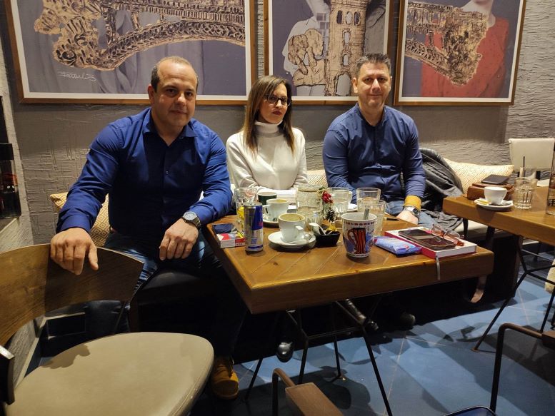 Συνάντηση γνωριμίας των μελών του νεοσύστατου συλλόγου «Αγκαλιά αγάπης ...