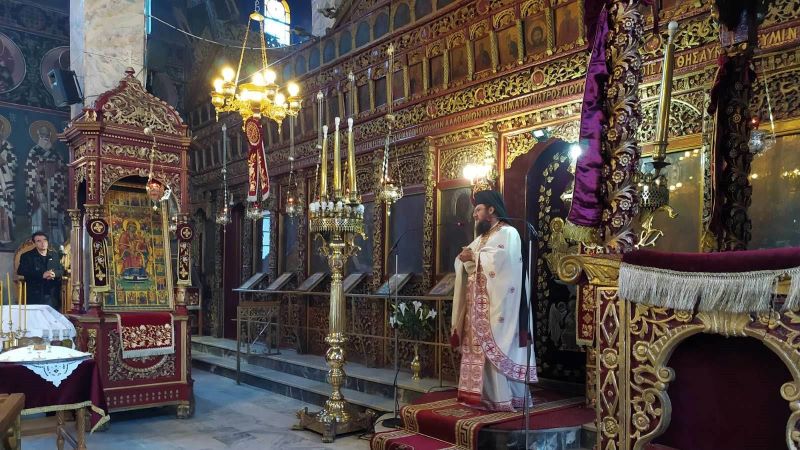 Πανηγυρική Θεία Λειτουργία στον Ιερό Ναό Αγίου Αθανασίου Αγίας Μονής ...