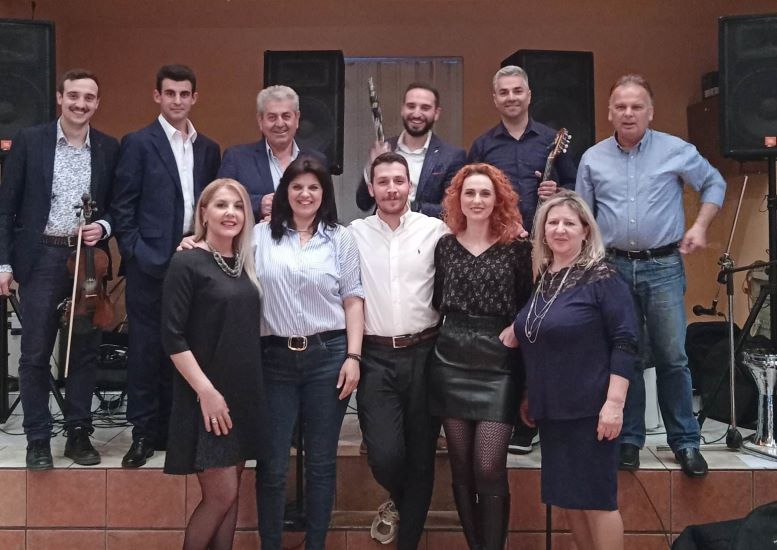 Χόρεψαν τα μέλη του Πολιτιστικού Συλλόγου Αγίας Μονής - trikalaIN