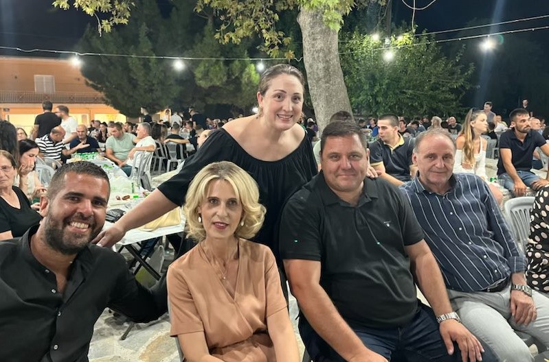 Πάμε μπροστά και η Αγία Παρασκευή μαζί μας… - trikalaIN