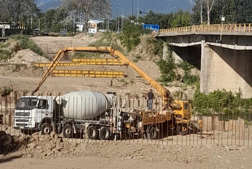 Η Περιφέρεια Θεσσαλίας προχωρά το έργο της γέφυρας στον Καραβόπορο ...
