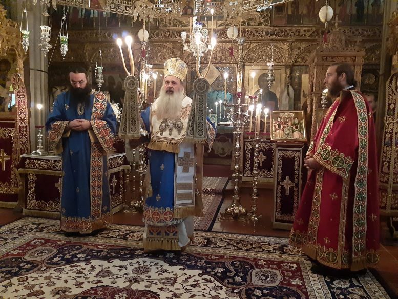 Αρχιερατική Θεία Λειτουργία στην Ιερά Μονή Μεταμόρφωσης του Σωτήρος ...