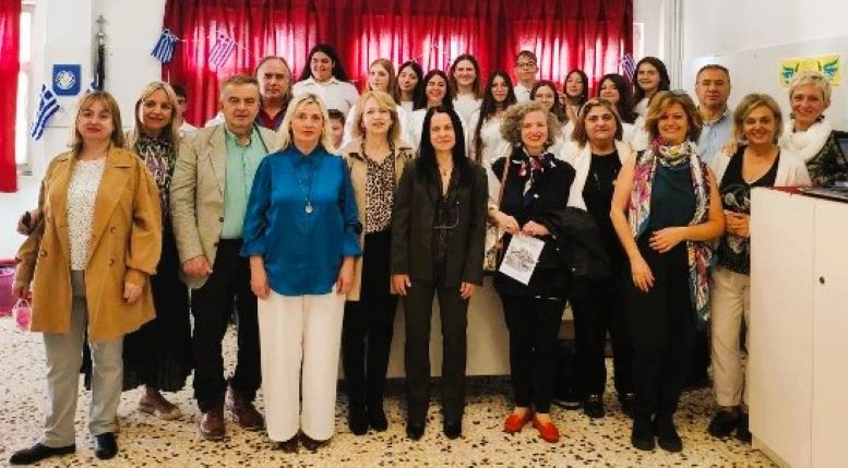 9ο Γυμνάσιο Τρικάλων: Σχολική Εκδήλωση αφιερωμένη στην Εθνική Επέτειο ...