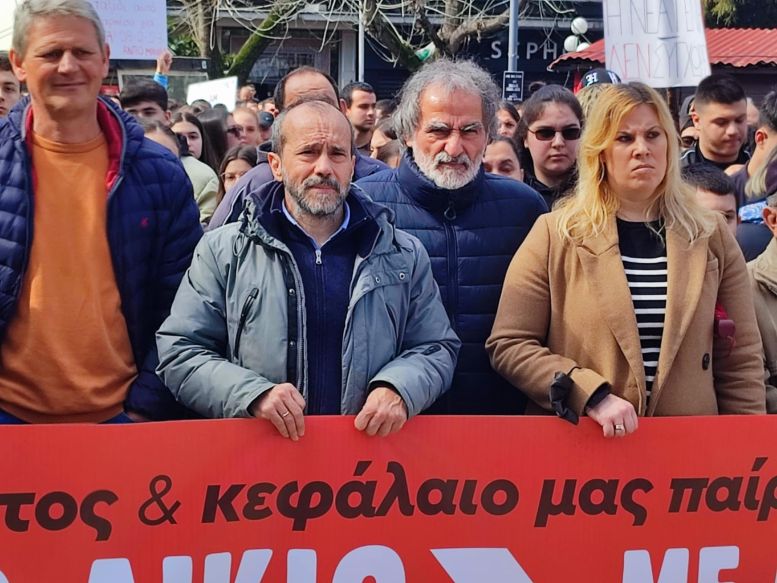 Στη πρώτη γραμμή μαζί με το …ΚΚΕ ο Ντίνος Μπάρδας - trikalaIN